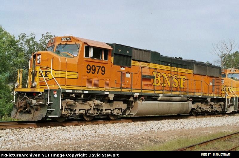 BNSF 9979